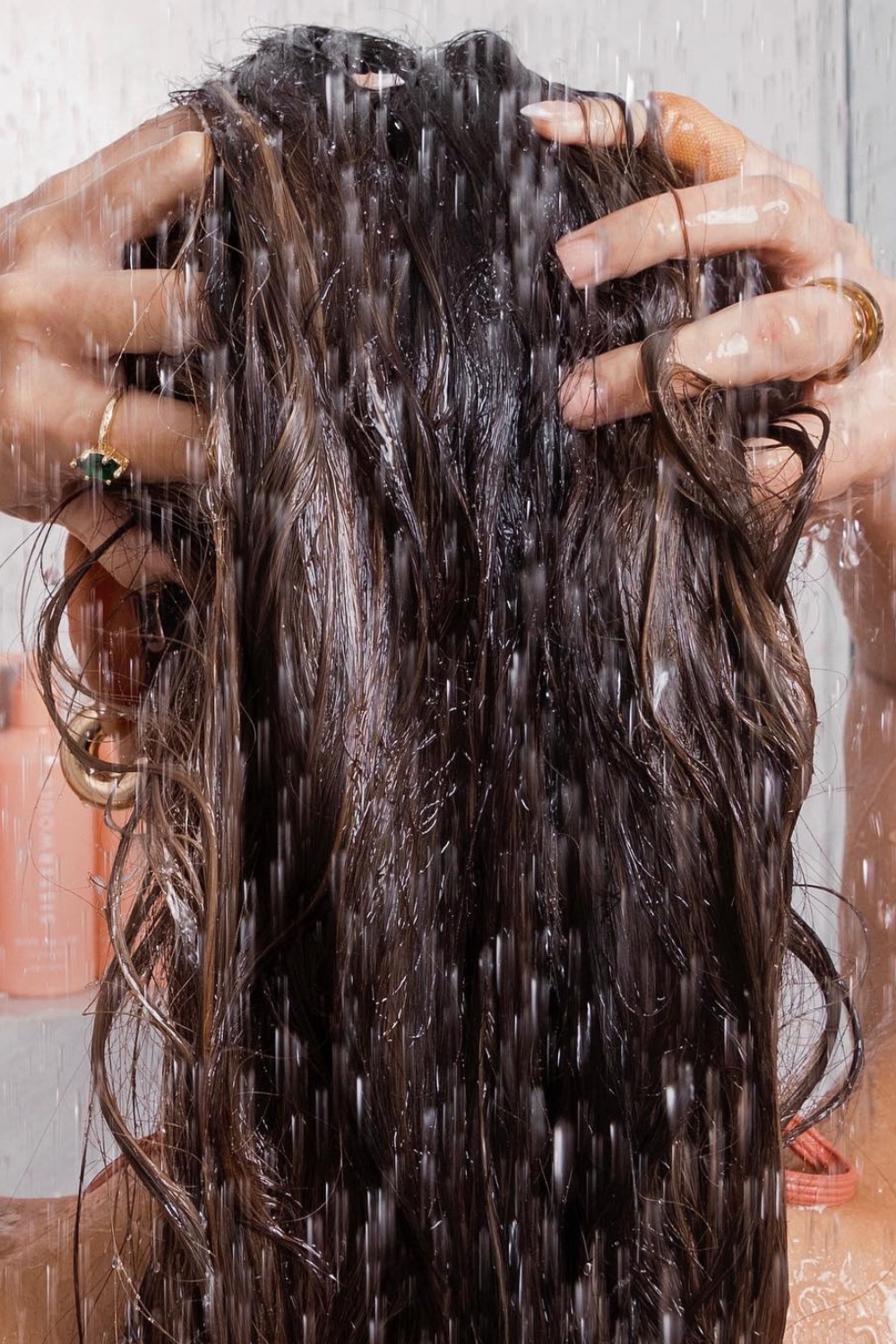 How to Cut Your Own Hair at Home – 3 Foolproof Methods – The Mom Beauty