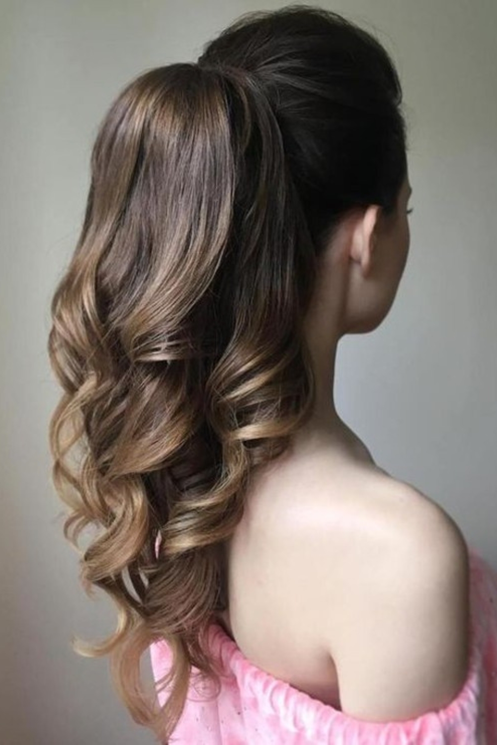 What Hairstyle Goes With What Dress? Here’s the Full Guide – The Mom Beauty