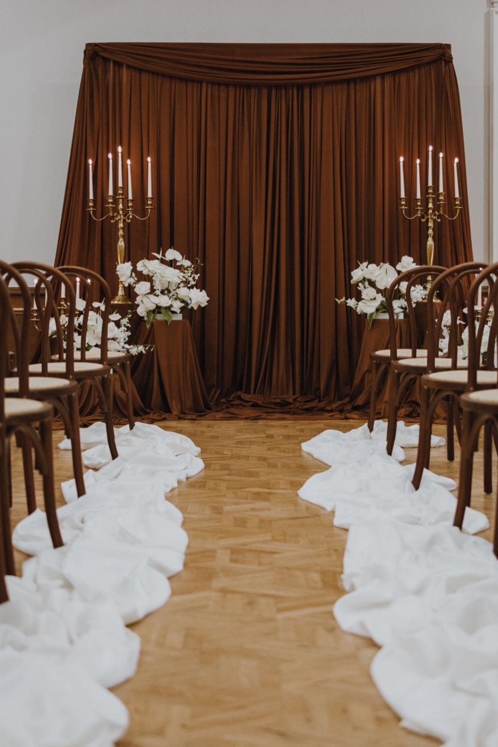 Brown Wedding Themes Are Having a Serious Glow Up and These Ideas Show ...